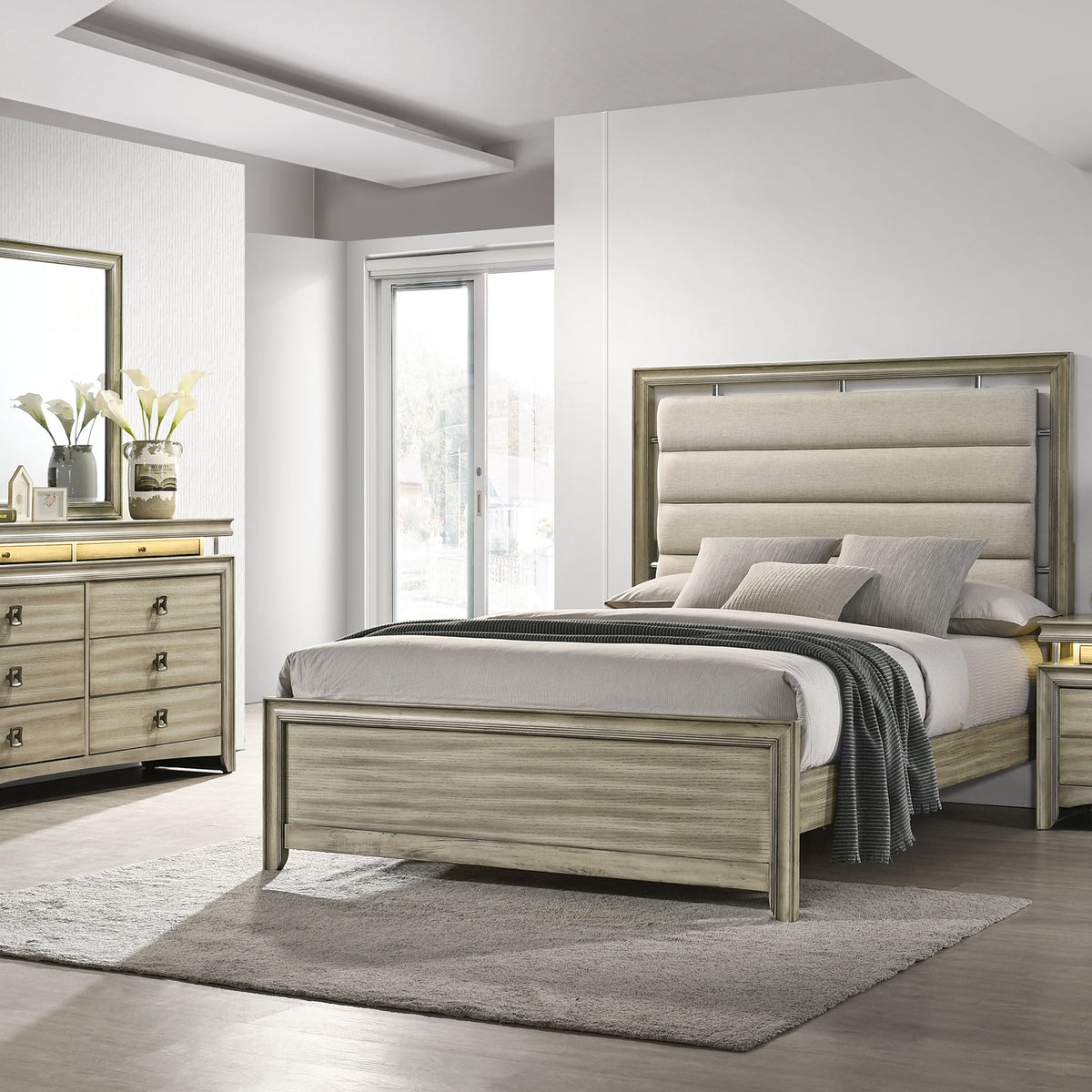 Giselle 4-piece Eastern King Bedroom Set Rustic Beige | Coaster – Home ...