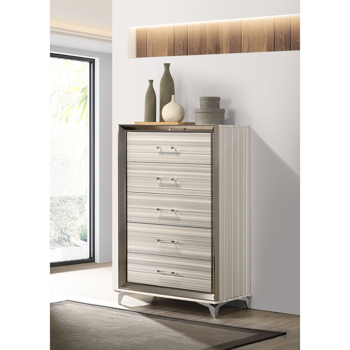 Zambrano White Chest | Global – Home Elegance Furniture