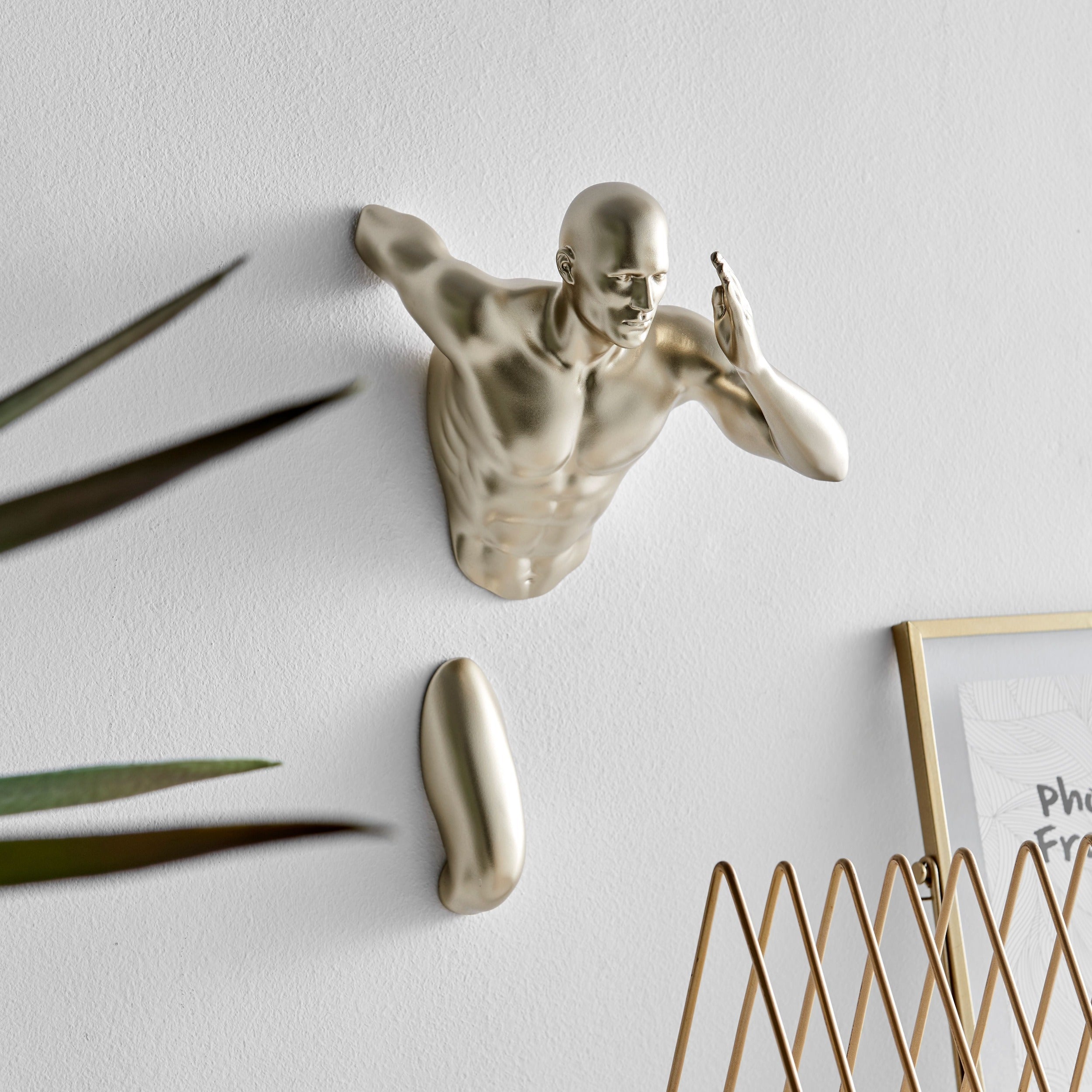 Gold Wall Runner 13" Sculpture – Home Elegance USA